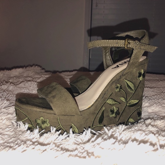 MIA | Shoes | Olive Wedges | Poshmark